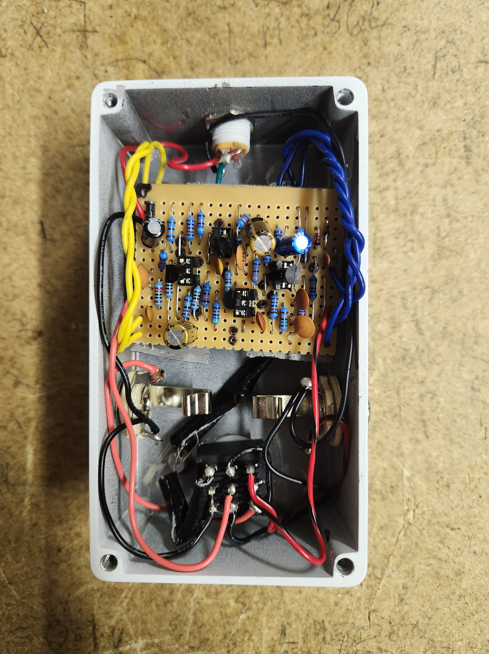 Roger Mayer Octavia On Stripboard - Crazy Chicken Guitar Pedals